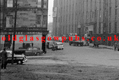 The Auld Hoose. - Old Glasgow Pubs